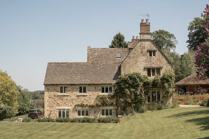 Charming Cotswolds House With Sauna And Hot Tub - Chipping Norton