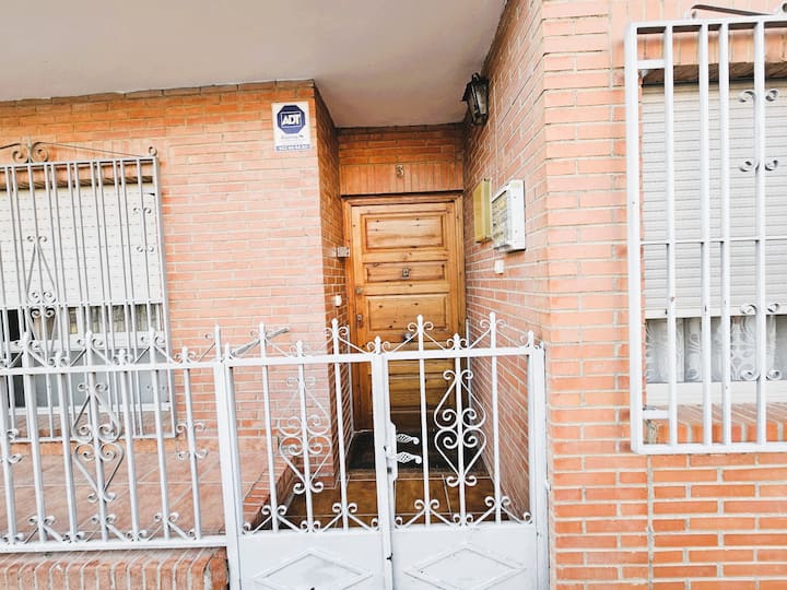 Casa De Pueblo Con Encanto - Pinos Puente