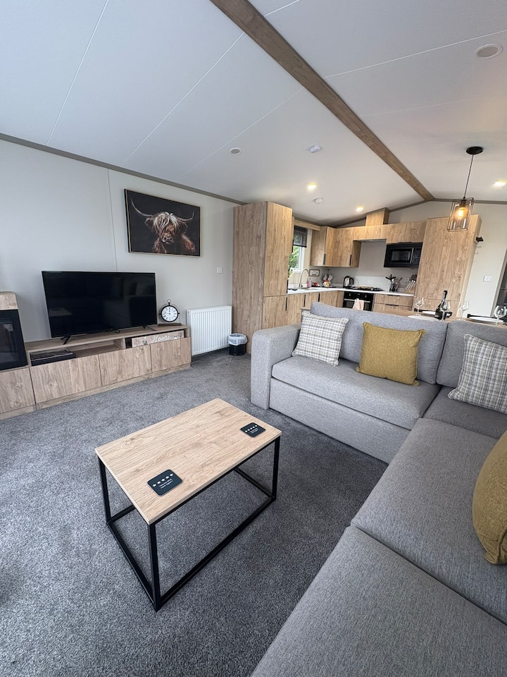 Dog Friendly Home In Yorkshire With Hot Tub - Settle