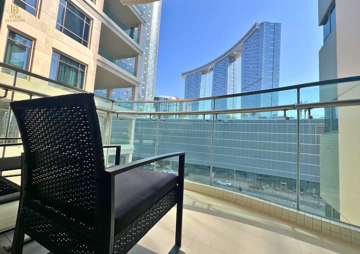 Stylish 1br Urban Hideaway With Balcony - Abu Dhabi
