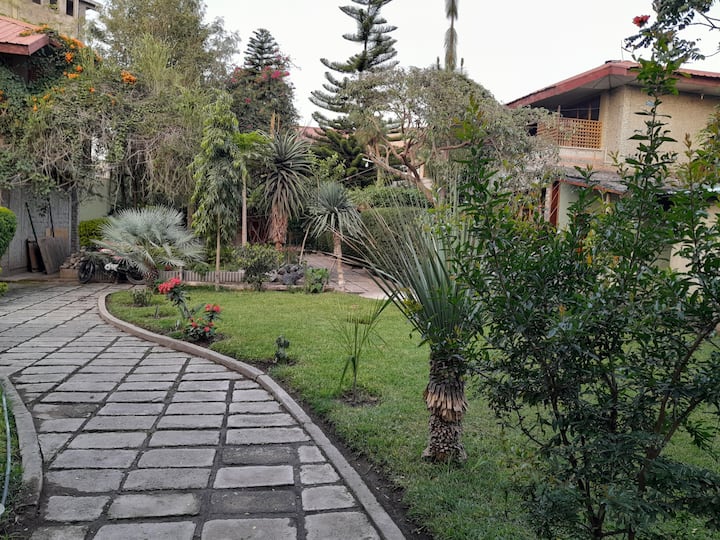 Hawassa Backpackers Hub - Ethiopia