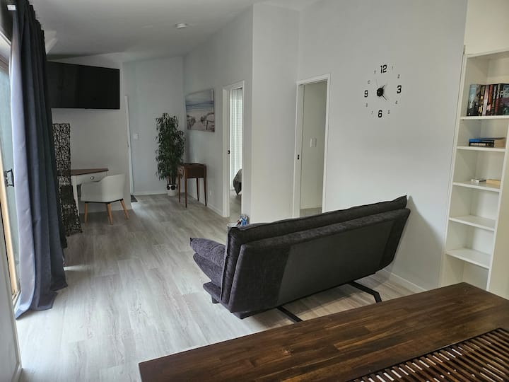 Ruby Twoshoes Retreat - Gold Coast