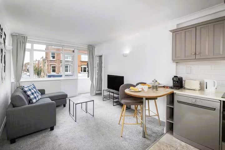 Featured-appartement-sdb Privée Avec Baignoire Et - London