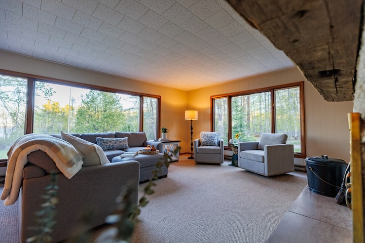 Waterfront Cottage On Mullet Lake: Dock, Game Room - Mullett Lake, MI