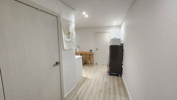 지하철역도보3분/1층숙소/룸2욕실2/한팀집전체사용/가족,친구숙소/bts - Seoul