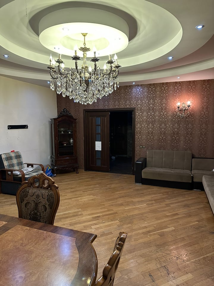Comfortable


7 - Baku