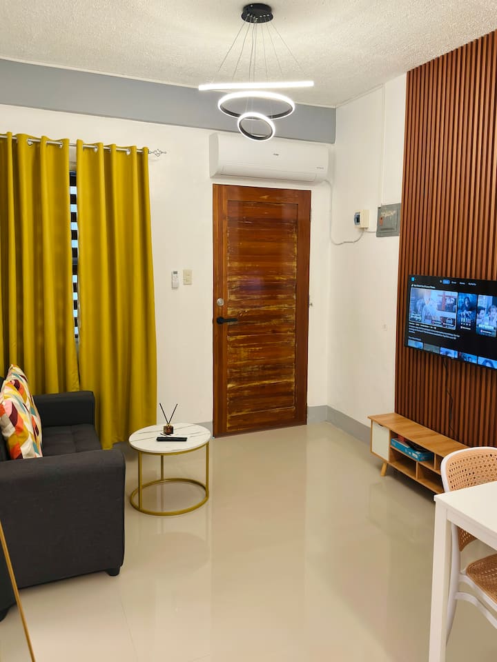 Homey Suite - 2nd Storey Suites (Unit 3) - Pila, Philippines