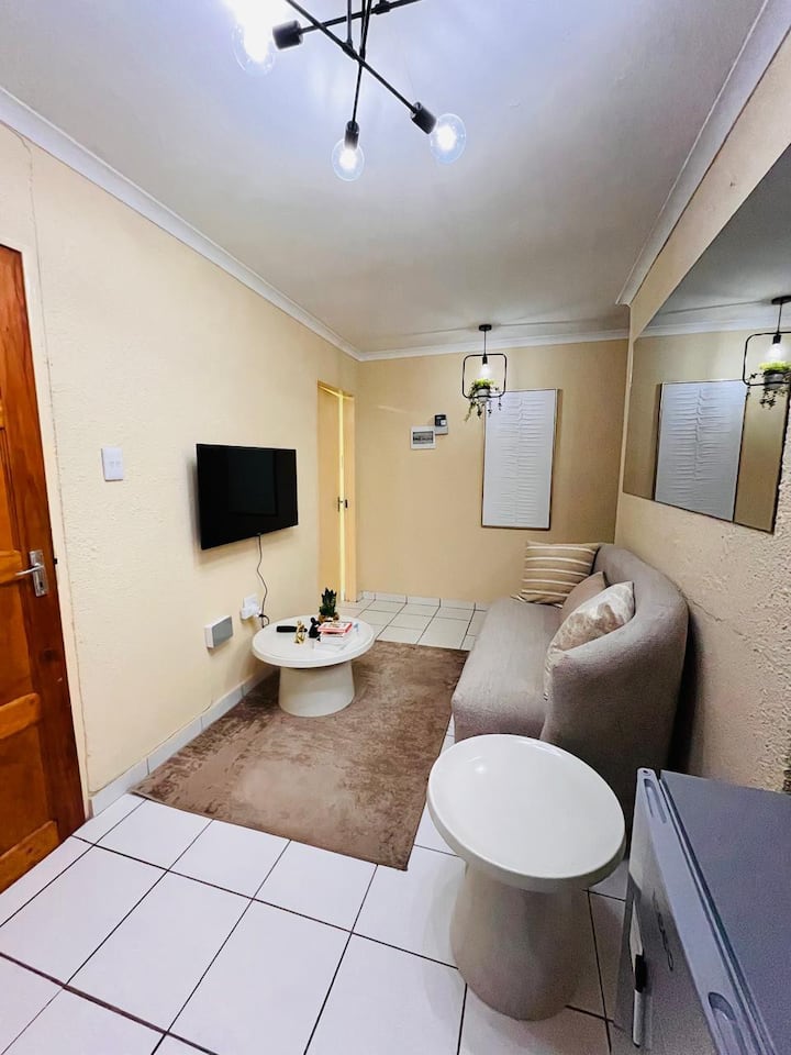 Bay Of Tranquility - Kempton Park