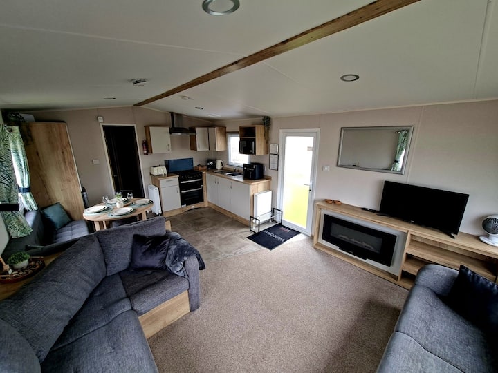 52 The Cedars Southview Holiday Park Sleeps 8 - Skegness