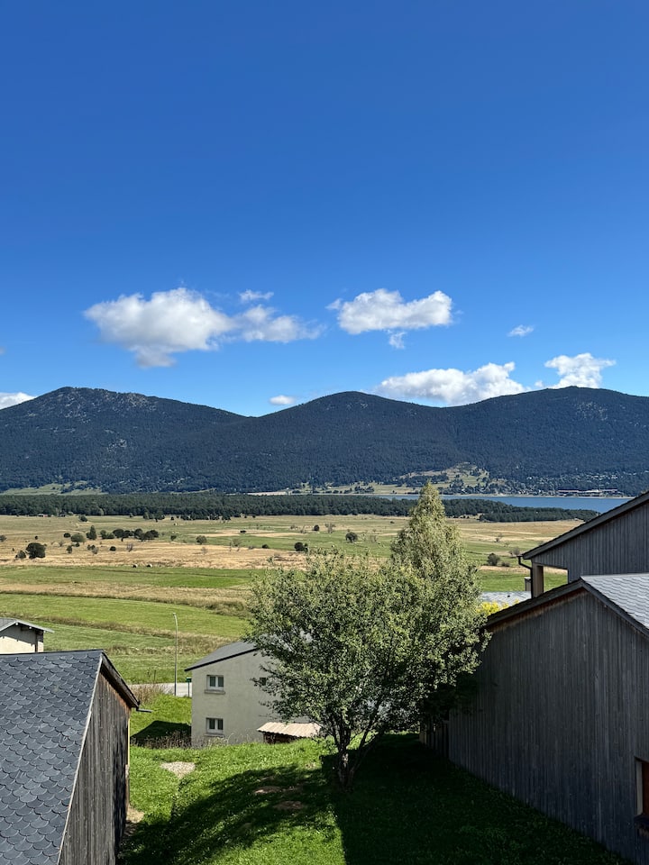 Appartement T2, Vue Panoramique Lac Et Montagnes - Matemale