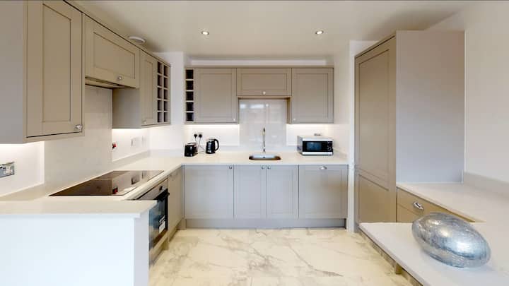 2 Bedroom Apartment In Liverpool City Centre. - Liverpool