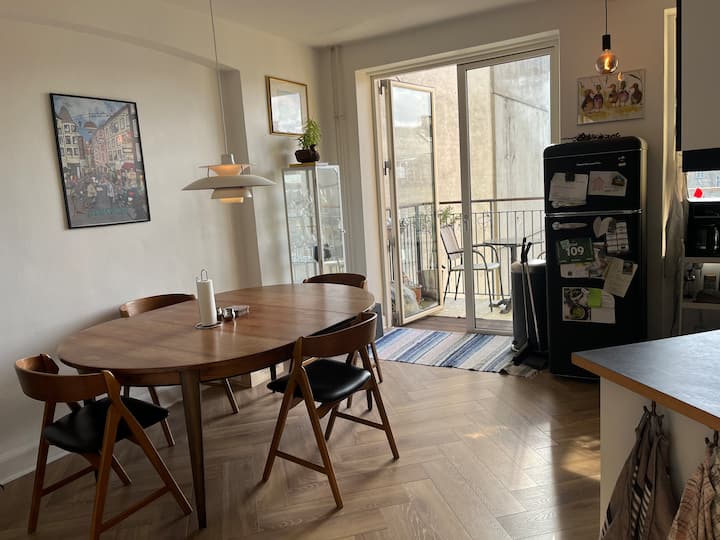 Cozy Inner-city Apartment With Spacious Balcony - Copenhague