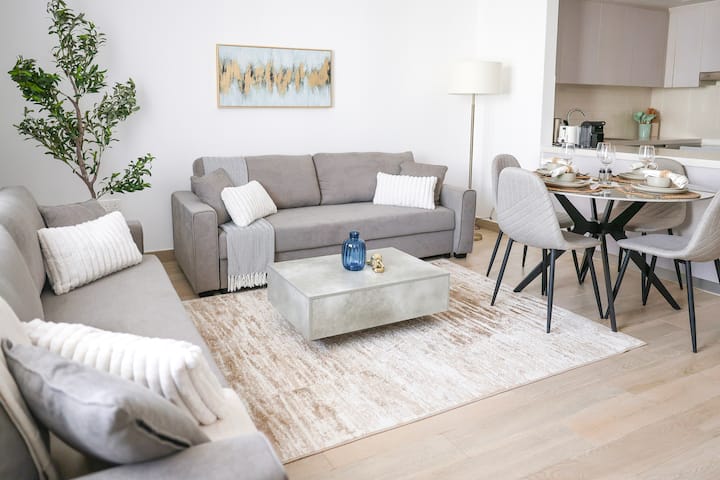 Yas Island 2br Luxury Apartment By Ferrari World - Abu Dabi