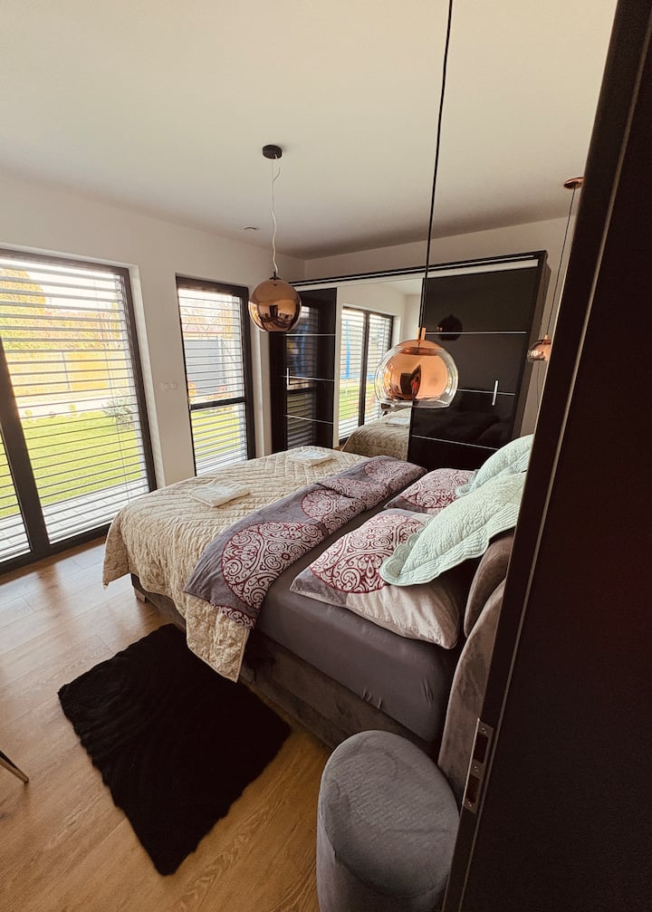 Onyx Room With Private Wellness - Bratislava