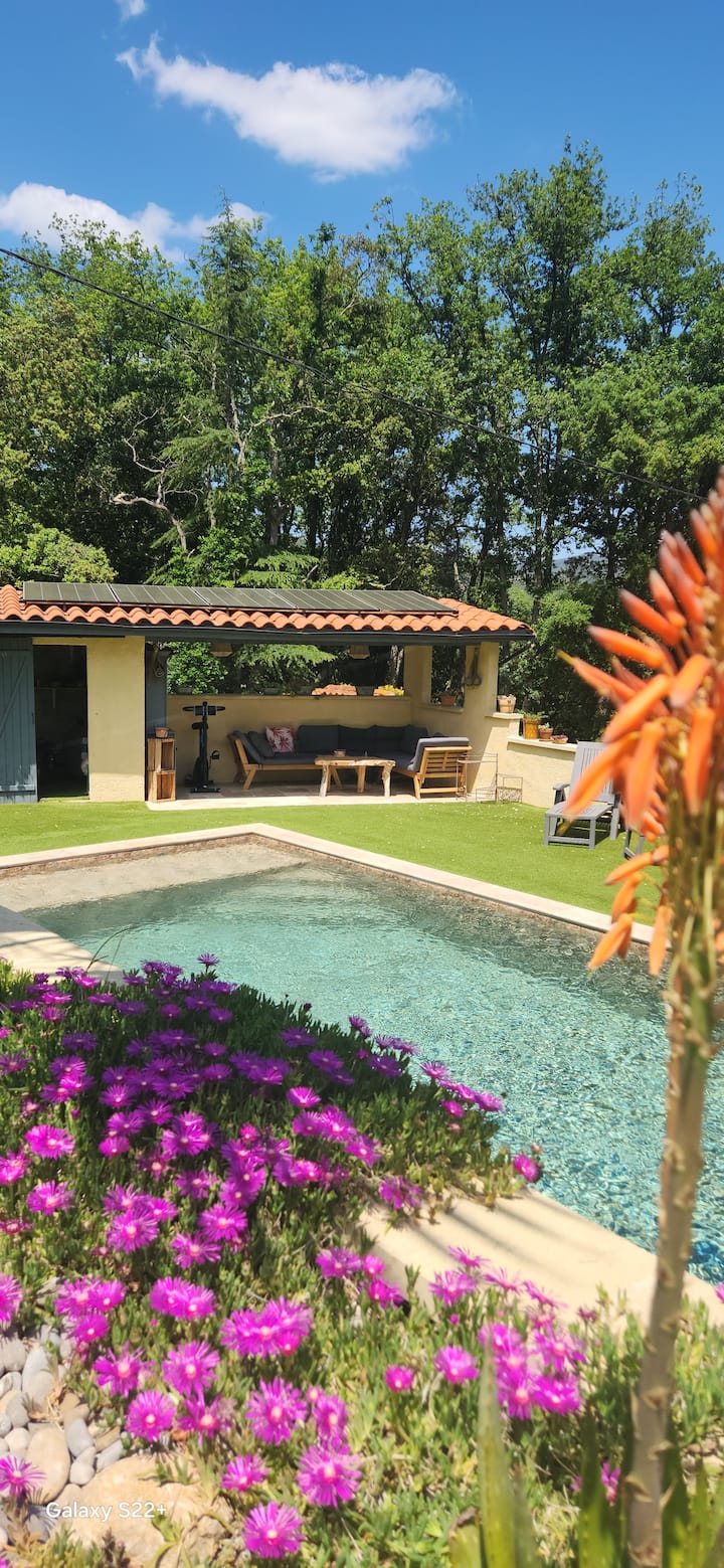 Appartement Dans Une Maison Individuelle - Céret