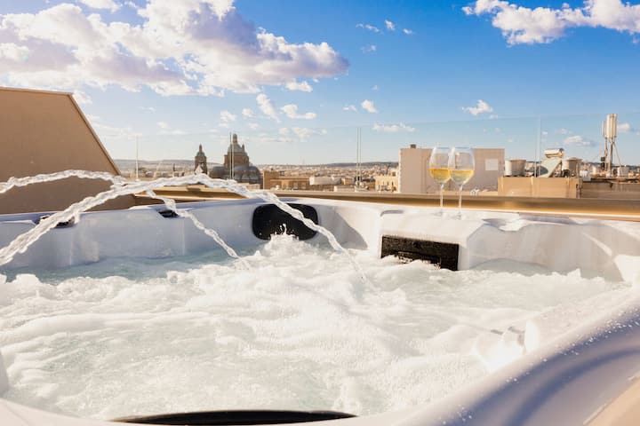 Ph Jacuzzi &Stunningterrace | Near Tarxien Temples - Malta