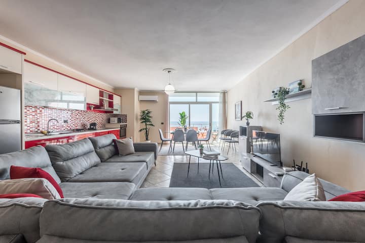Volga 3-br Seaside Apartment - Durrës