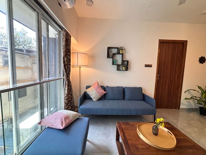 Urban Retreat Bkc, 3bhk Bed & Breakfast Sg - 