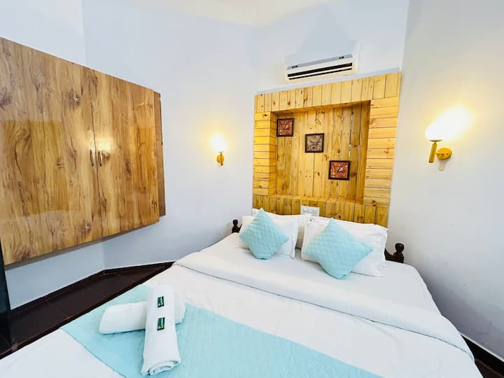 8bhk For Family Trip@taj City - Agra
