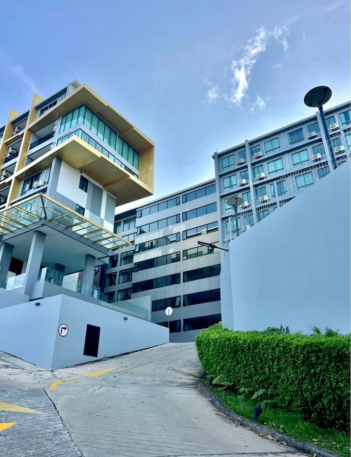 卡图 现代化公寓| 靠近Central | 宋卡王子大学 | 健身房 |泳池 - Phuket