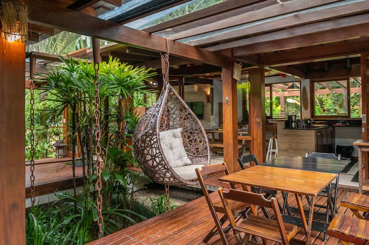 A Bali House é Uma Casa Térrea Cercada De Verde! - Brasil