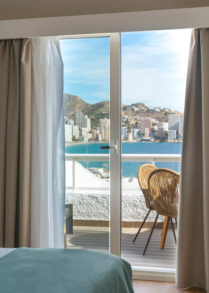 Benidorm Calle Major | Comfort Queen Room +Terrace - Benidorm