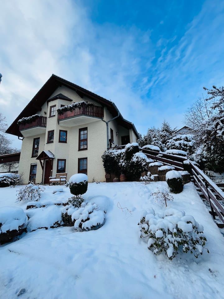 Ferienwohnung Hollerberg - Aue
