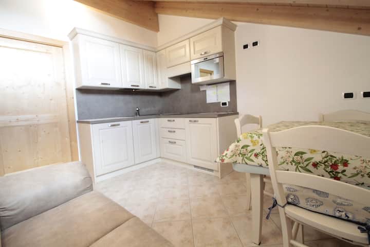 Nuova Ed Accogliente Mansarda -