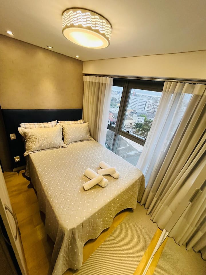 Apto Para 3 Hosp, Centro De Cwb - Curitiba