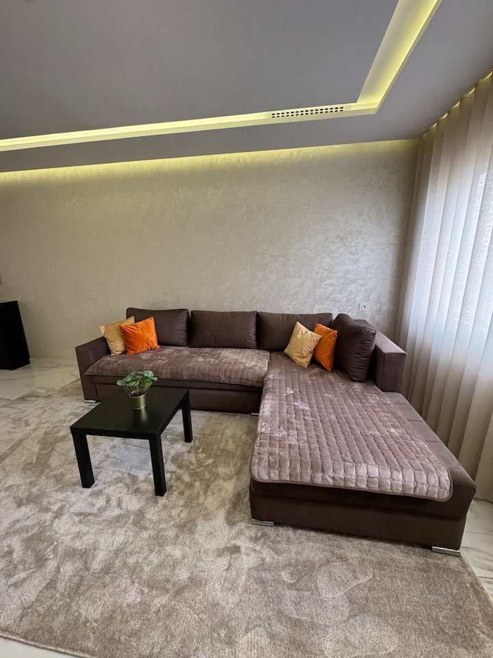 Helle Wohnung Mit Terrasse Exklusiver Résidence - Salé