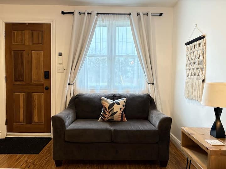 Cozy Cottam Guest House - Kingsville