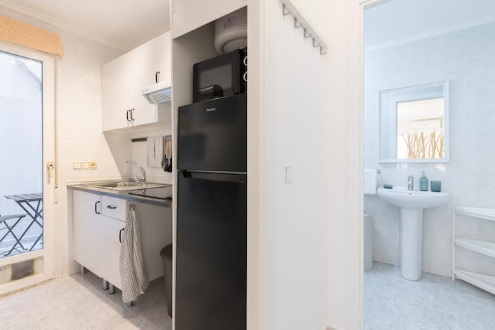 Urban Oasis / Modern Design/a.c./perfect Location - Torrevieja