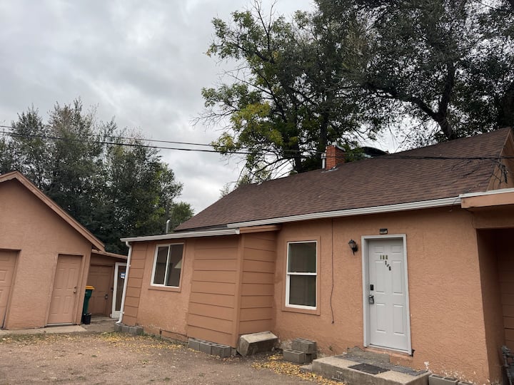 Downtown, 3-bedroom, 3-bathroom - Colorado Springs, CO