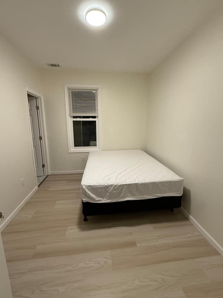 New Bedroom With Bathroom Close To Rpi - Floor 2 - Troy, NY