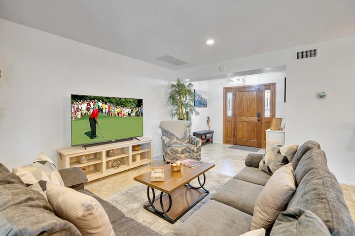 West Sedona Luxury | Hot Tub | Yoga Room & Trails - Sedona, AZ