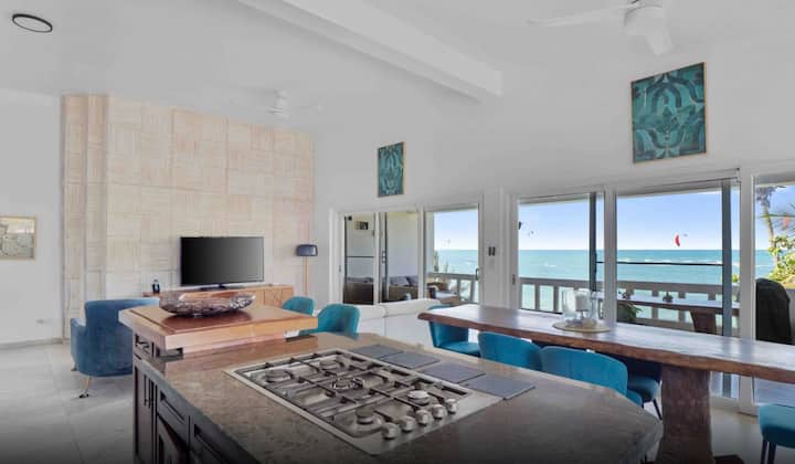 Oceanfront Penthouse Condo– Kite Beach, Cabarete - Cabarete
