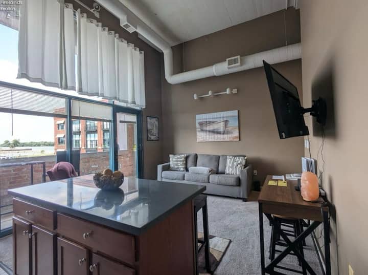 Waterfront Condominium At Chesapeake Lofts - Sandusky, OH