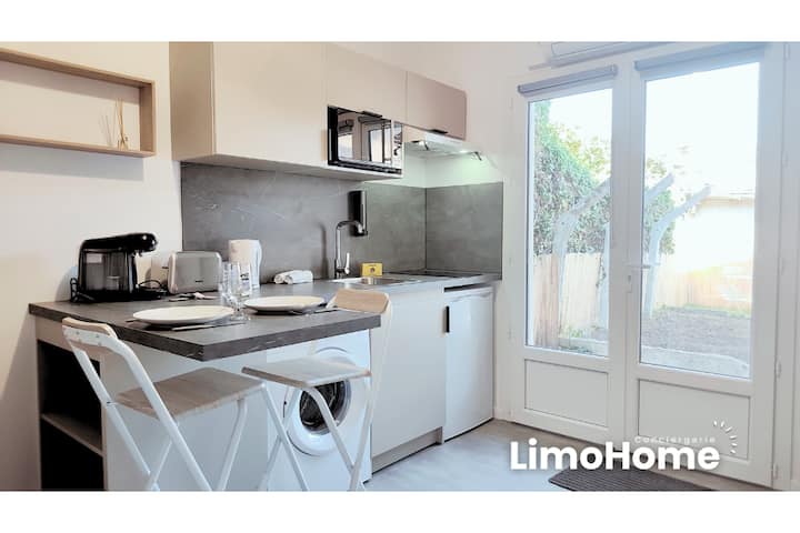 Kaolin – Studio éQuipé + Terrasse | Gare & Centre - Limoges