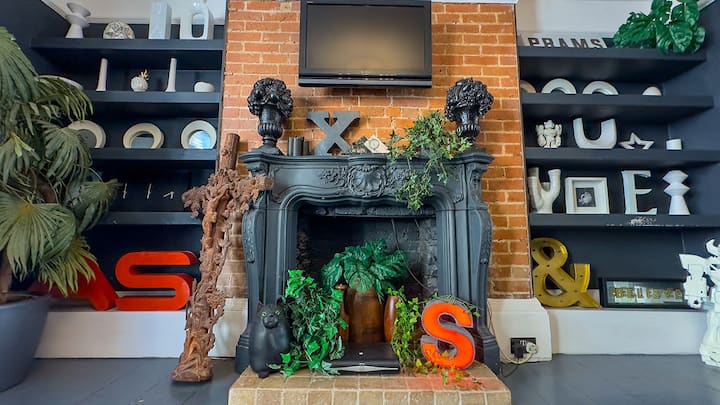 Town Central Modern Victorian 3 Story Apartment - Kemptown