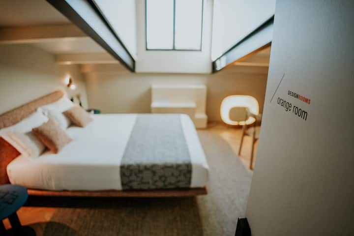 Orange Room - Sutrooms - Braga