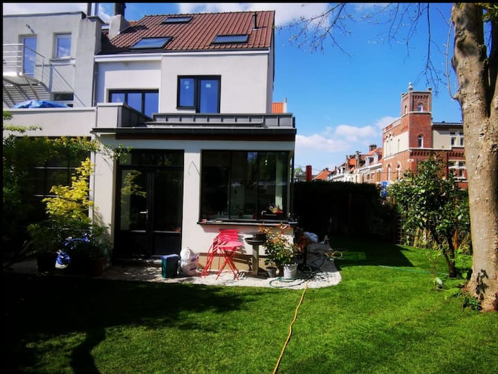 Chaleureuse Maison D'artiste - Bruxelles