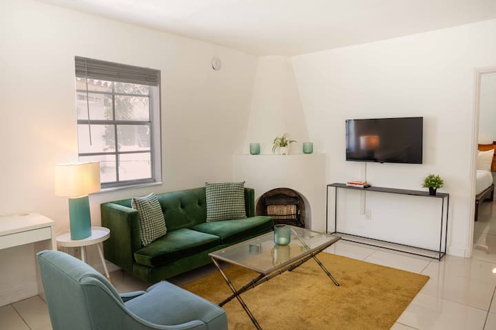 Perfect Stay With Kitchen & Free Parking - Miami, FL