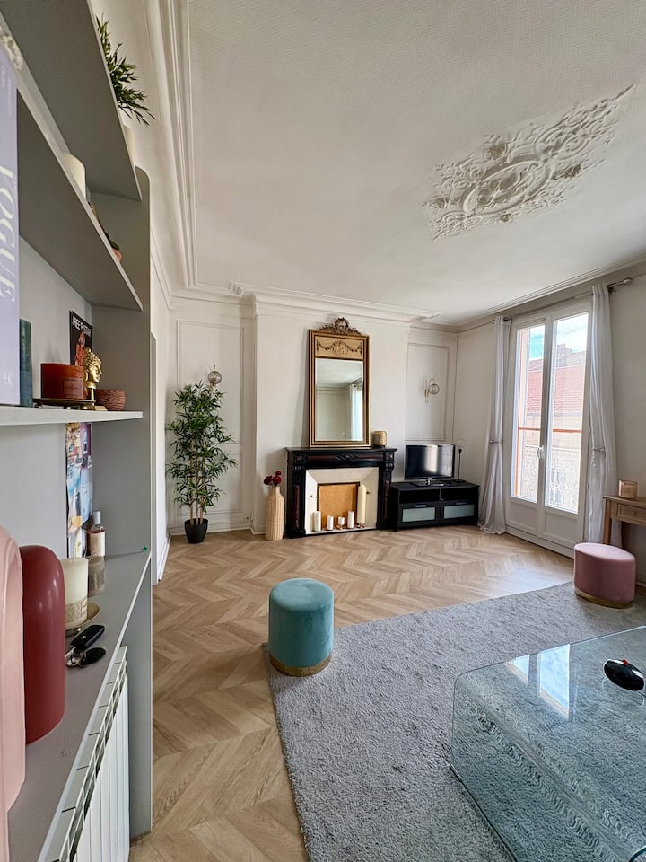 Appartement Haussmannien Balcon - Centre-ville - Toulon