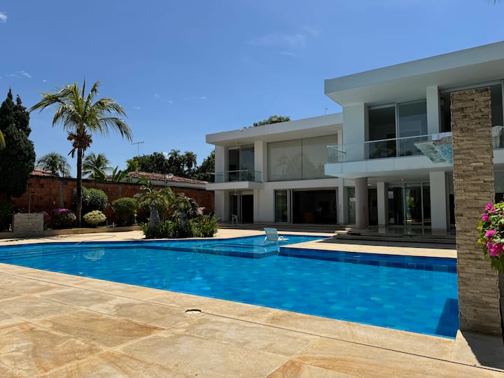 Exclusiva Villa Moderna - Girardot - Girardot