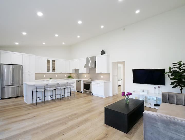 Redondo Retreat - Torrance, CA