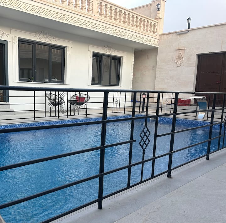 Havuzlu Ve Türk Hamamlı Pandora Konağı - Mardin