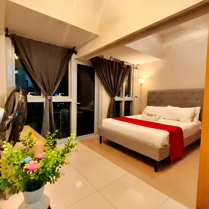Cozy Modernistic 1 Br With Veranda! - Makati
