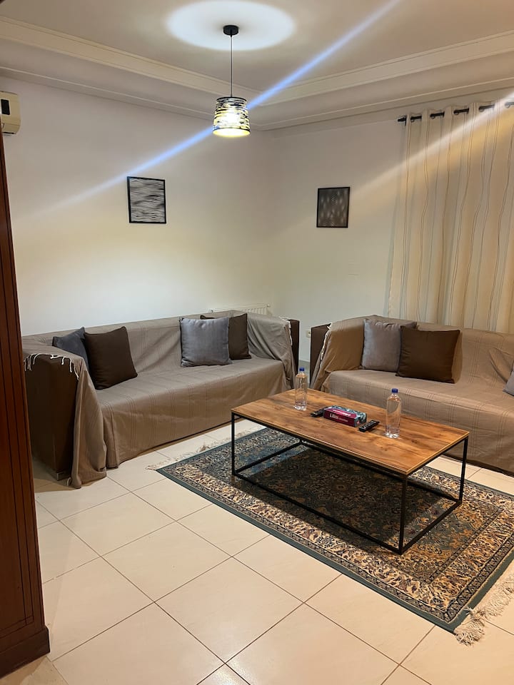 Bel Appartement Meublé 3 Chambres + Salon - Tunis