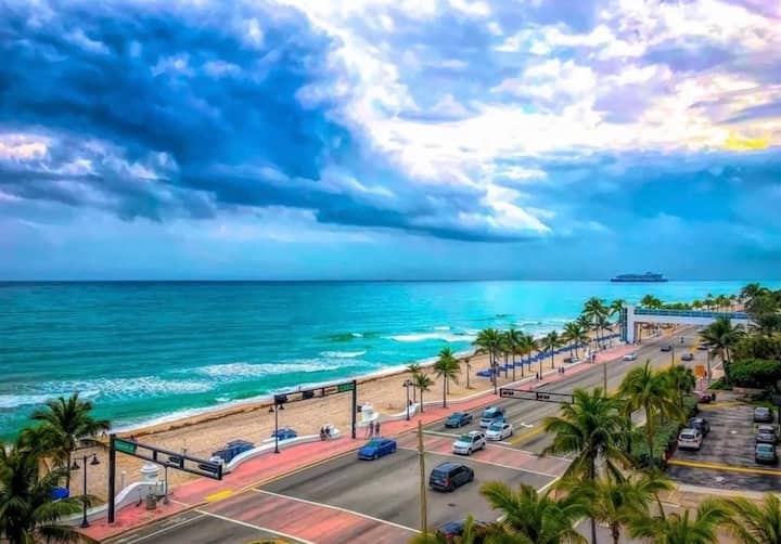 Fort Lauderdale Beach Townhome With Elevator! - Bahamas