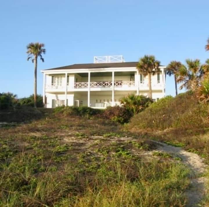 250 Ft Beachfront Property With Pool - Jacksonville
